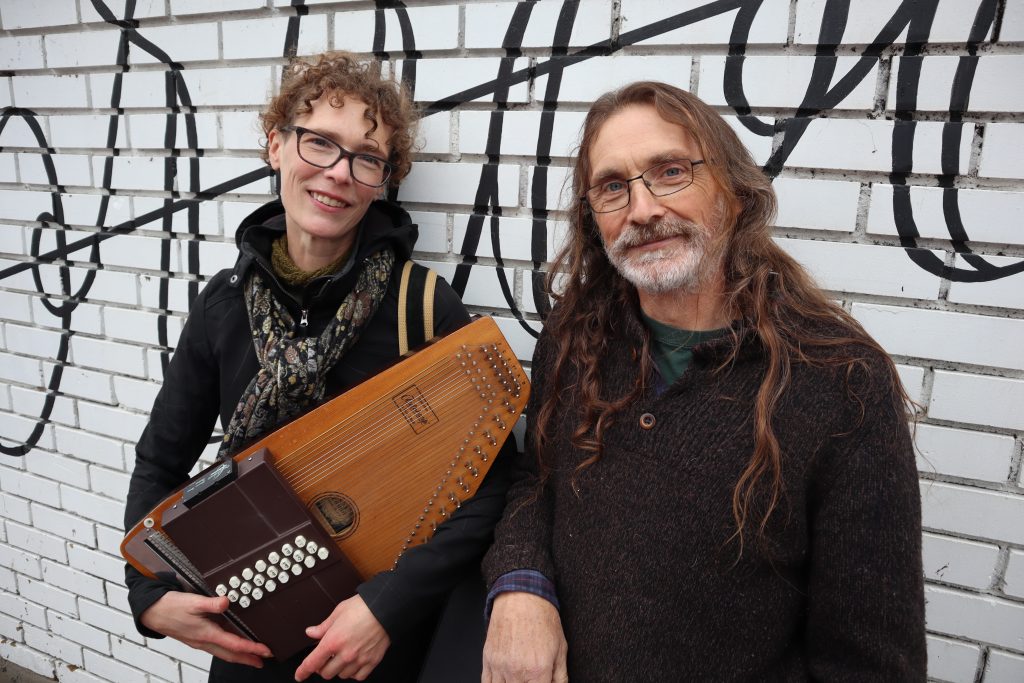 Reshaping love: Folk duo Libby & Cal release new music album